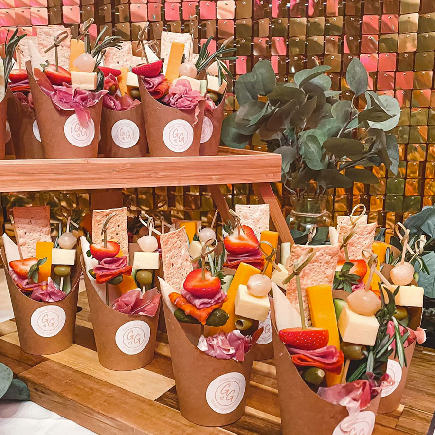 Catering & Cakes – Glam Grazing